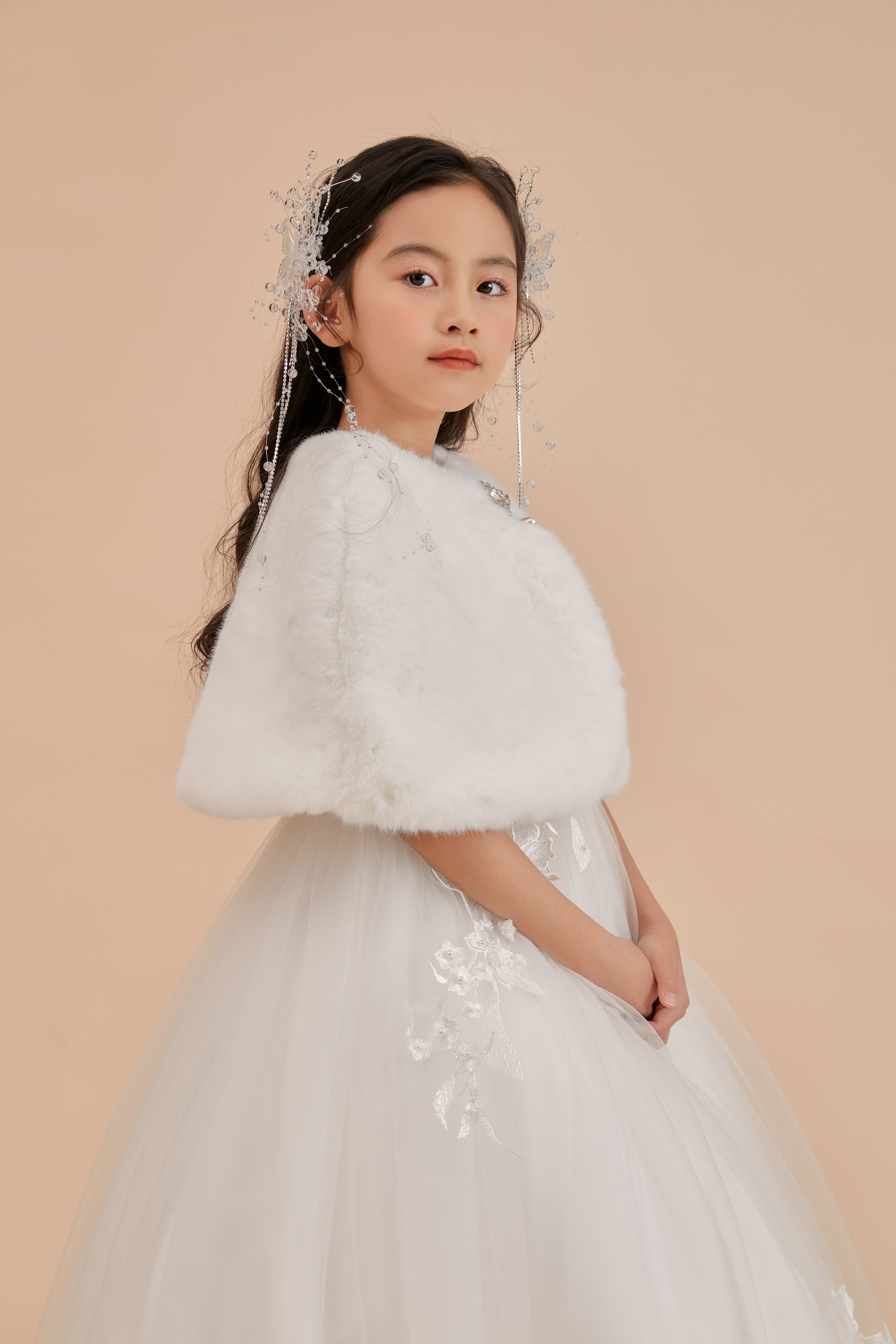 Girls Faux Fur Cape – Angel Boutique